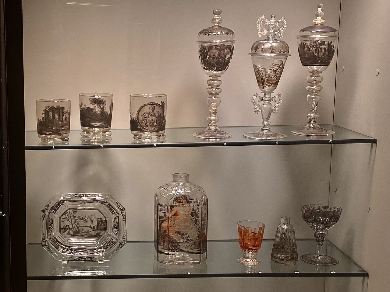 Czy masz te naczynia retro w domu? Prawdopodobnie w komodzie leżą ...